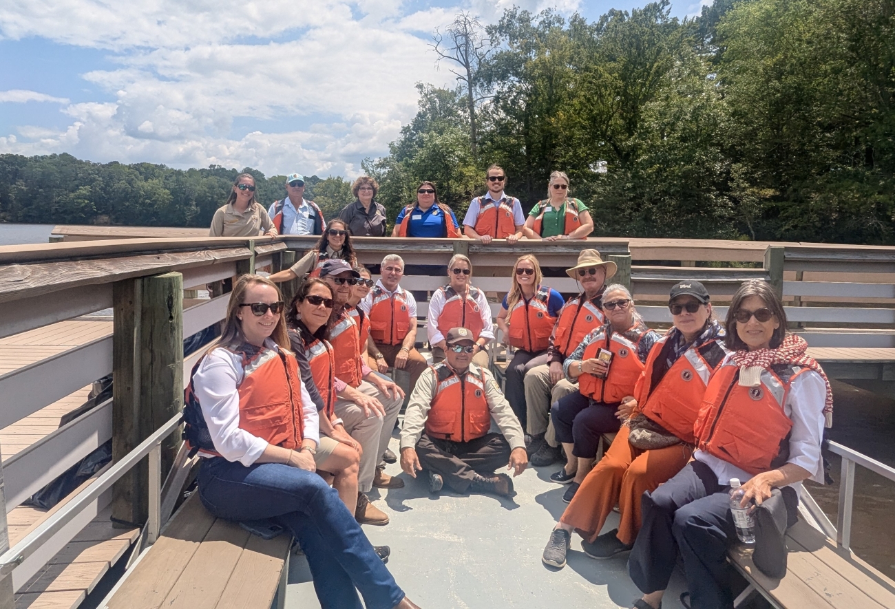 Boat tour Rappahannock Rematriation | FWS.gov