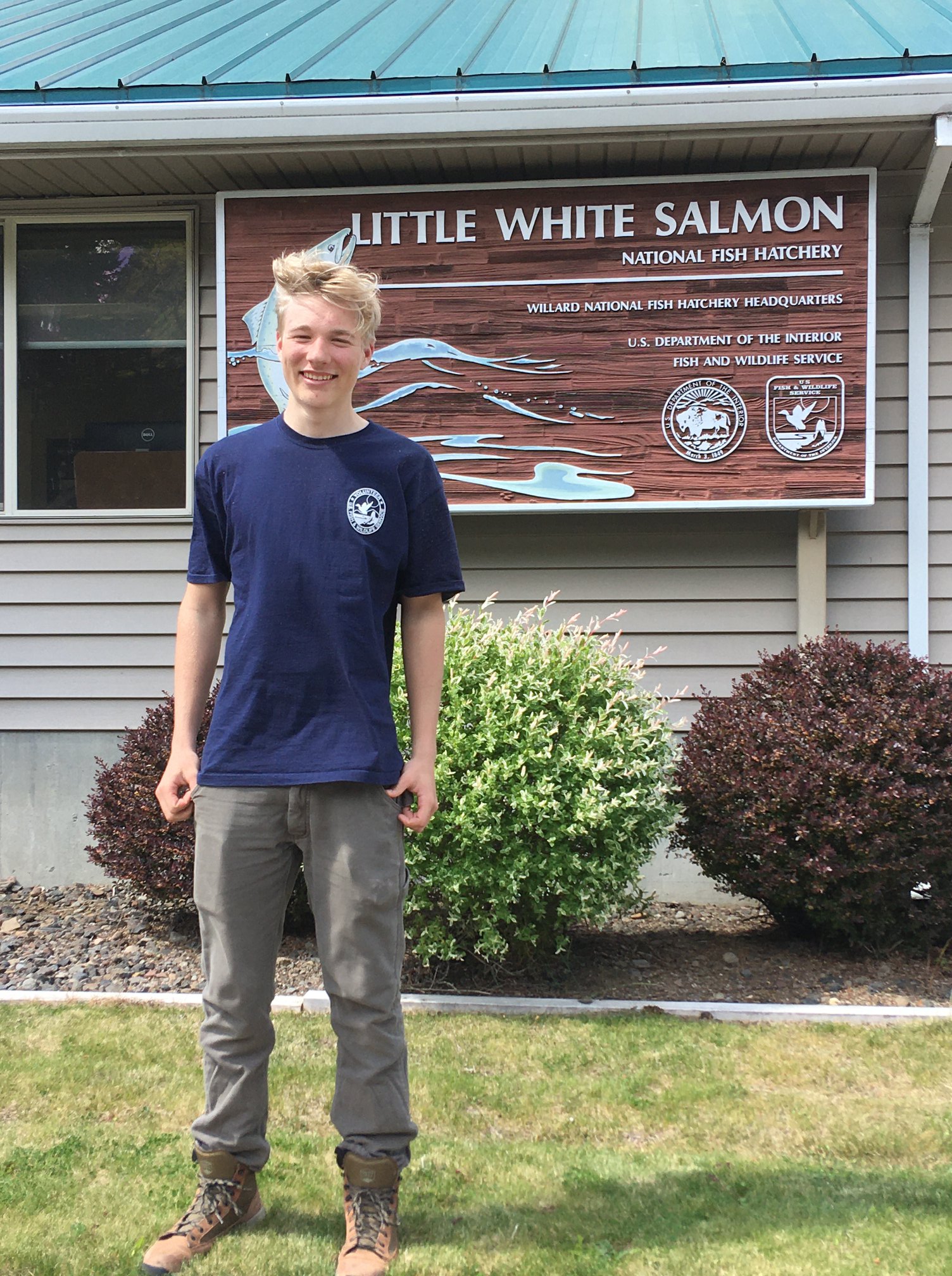 Volunteer at Little White Salmon National Fish Hatchery | FWS.gov