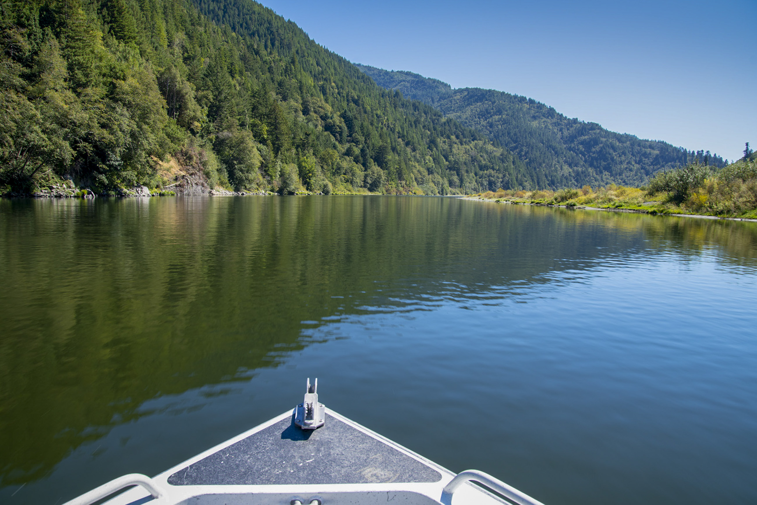 A ride along the mouth of the Klamath River | FWS.gov