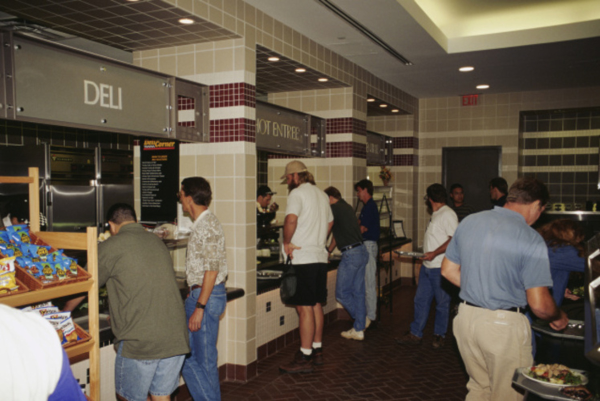 Cafeteria at the National Conservation Training Center | FWS.gov