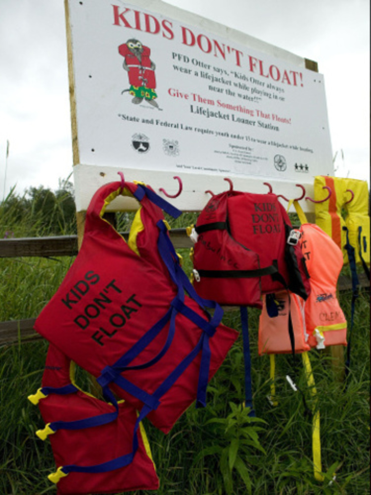 Safety reminder: "Kids Don't Float!" | FWS.gov