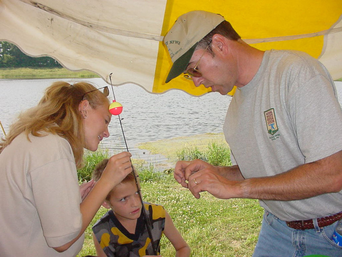 Fish Day Hook Up | FWS.gov