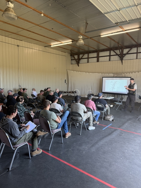 Refuge Law Enforcement Talks about Duck Hunting Regulations | FWS.gov