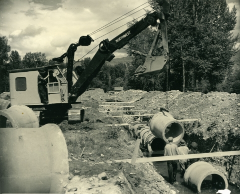 Laying pipe to the Winthrop National Fish Hatchery ponds in 1941 | FWS.gov