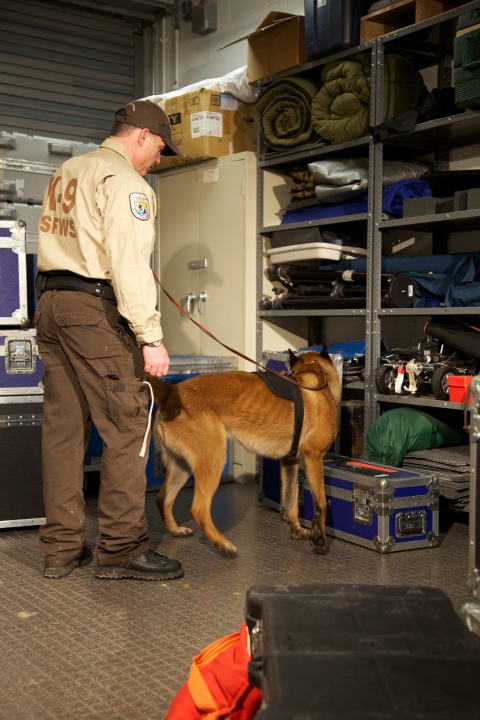 Law enforcement with K-9 | FWS.gov